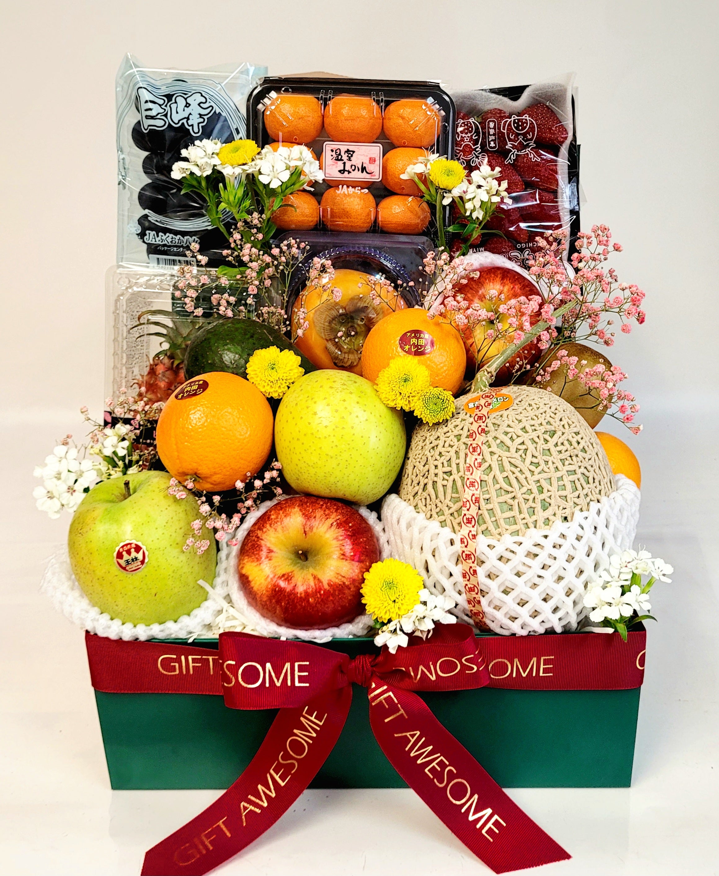 Deluxe Bloom Fruits Hamper – Gift Awesome